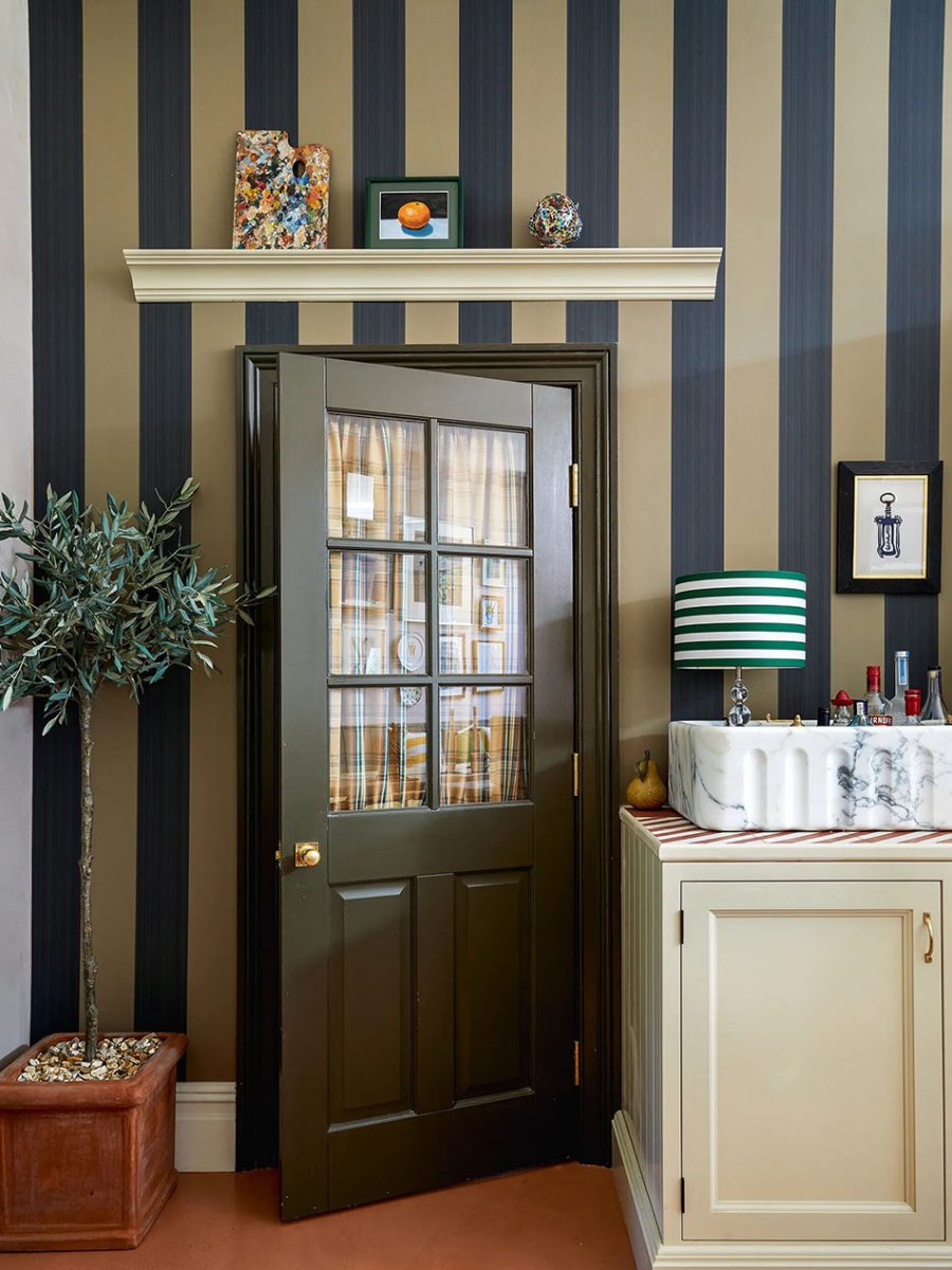 Get inspired by this charming home and maybe try some of these stunning ...